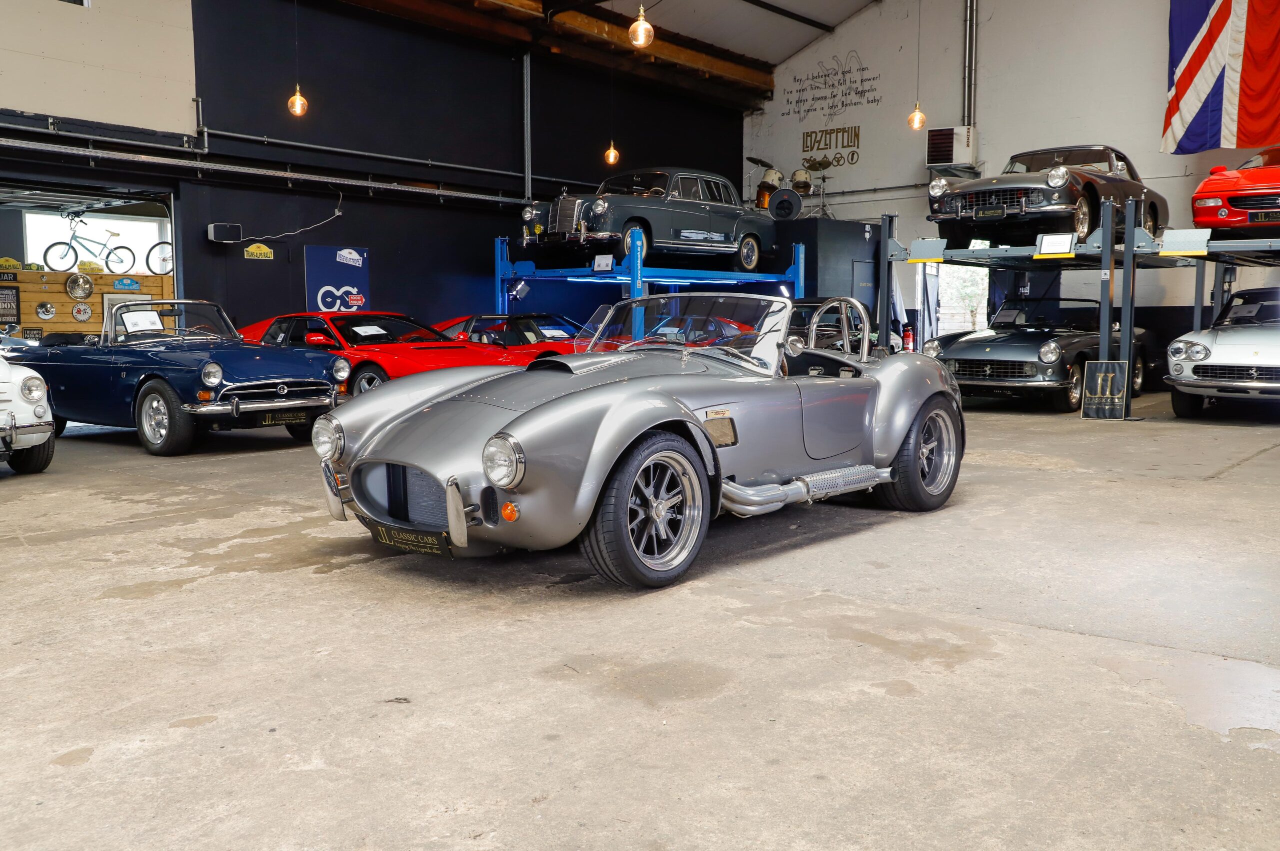 Cobra Backdraft RT3 - LL Classic Cars